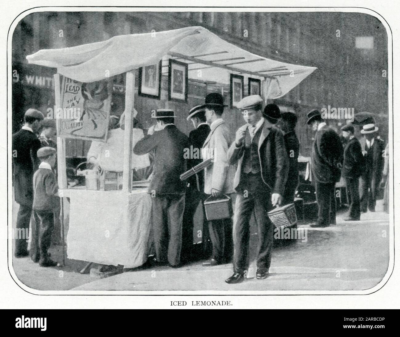 Street Stall - Iced Lemonade 1900 Stock Photo - Alamy