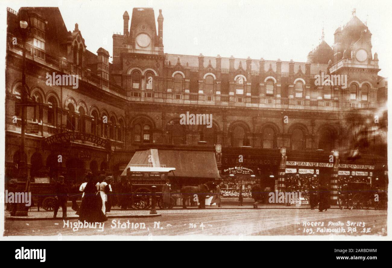 The outside of Highbury and Islington Station, London Stock Photo - Alamy