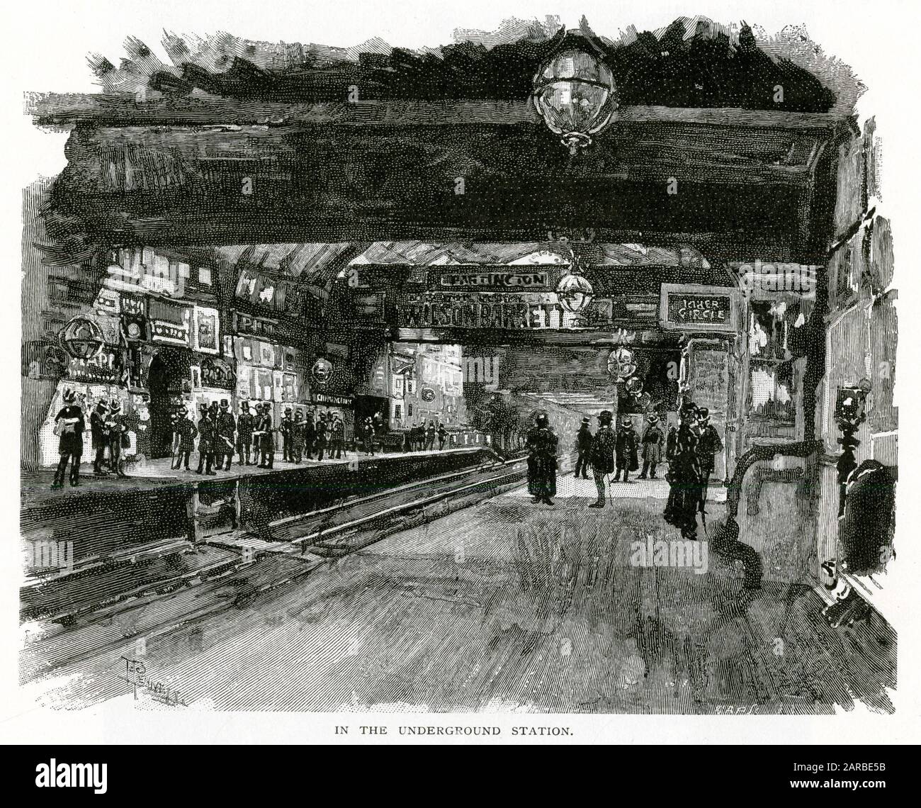 London Underground railway, platform scene Stock Photo - Alamy