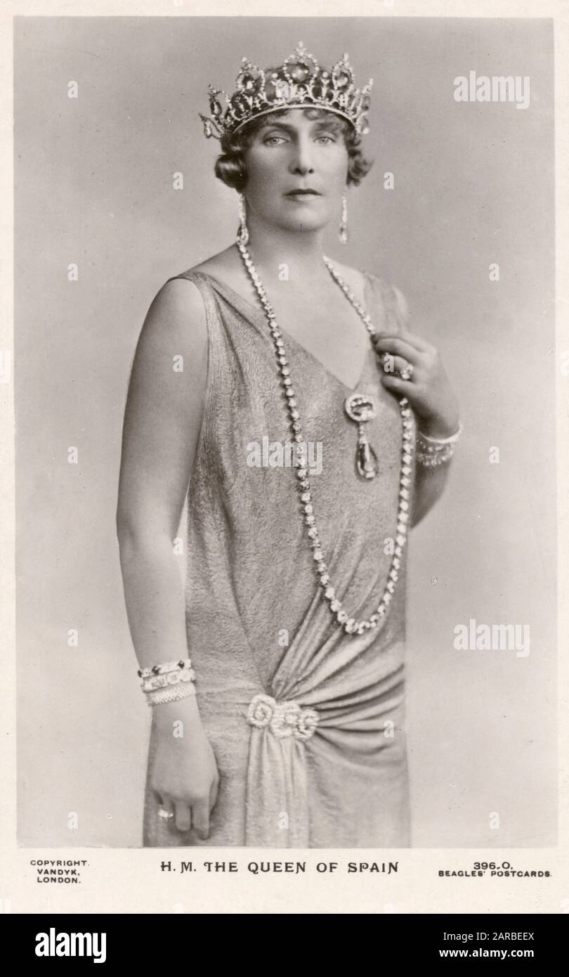Queen ena of spain hi-res stock photography and images - Alamy