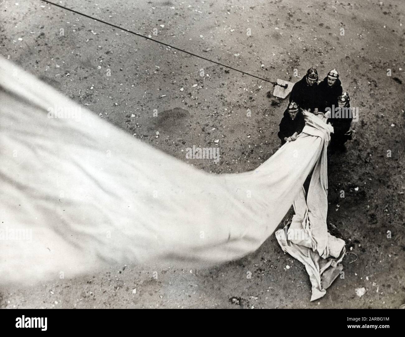 Istanbul Modern Fire Department, Turkey - The Rescue Shute Stock Photo ...