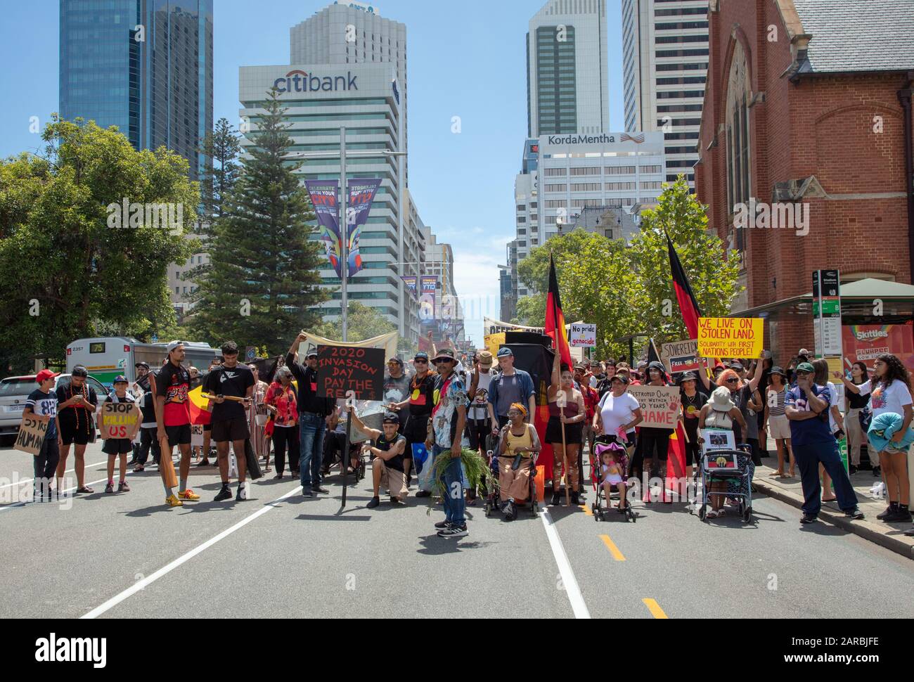 Aboriginal demonstrators hi-res stock photography and images - Alamy