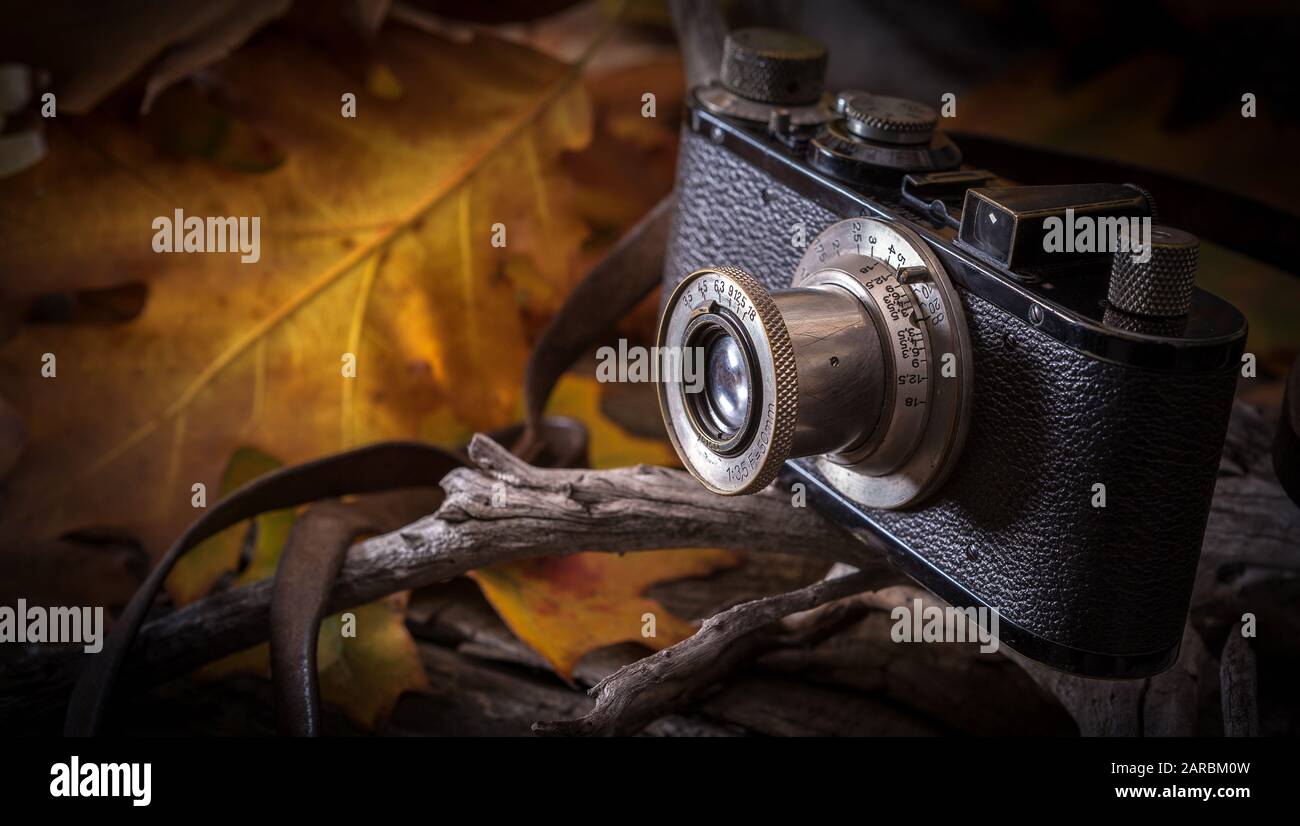 still life with old camera Stock Photo - Alamy