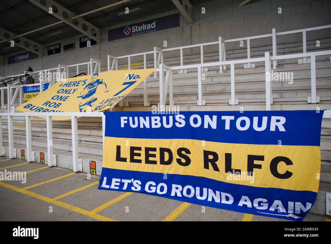 Funbus on tour hi-res stock photography and images - Alamy