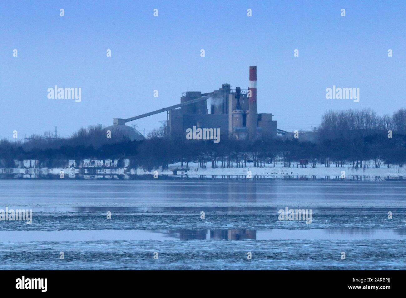 Power Generating Station on lake Stock Photo - Alamy