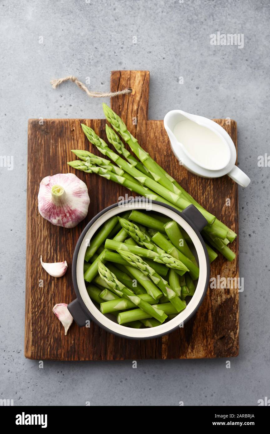 Fresh green asparagus cooking Stock Photo - Alamy