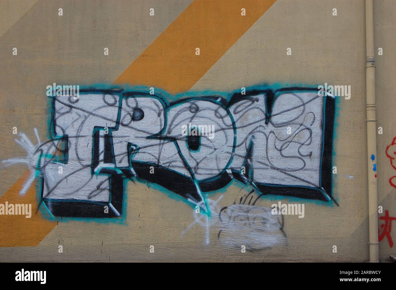 Graffiti on building Stock Photo - Alamy