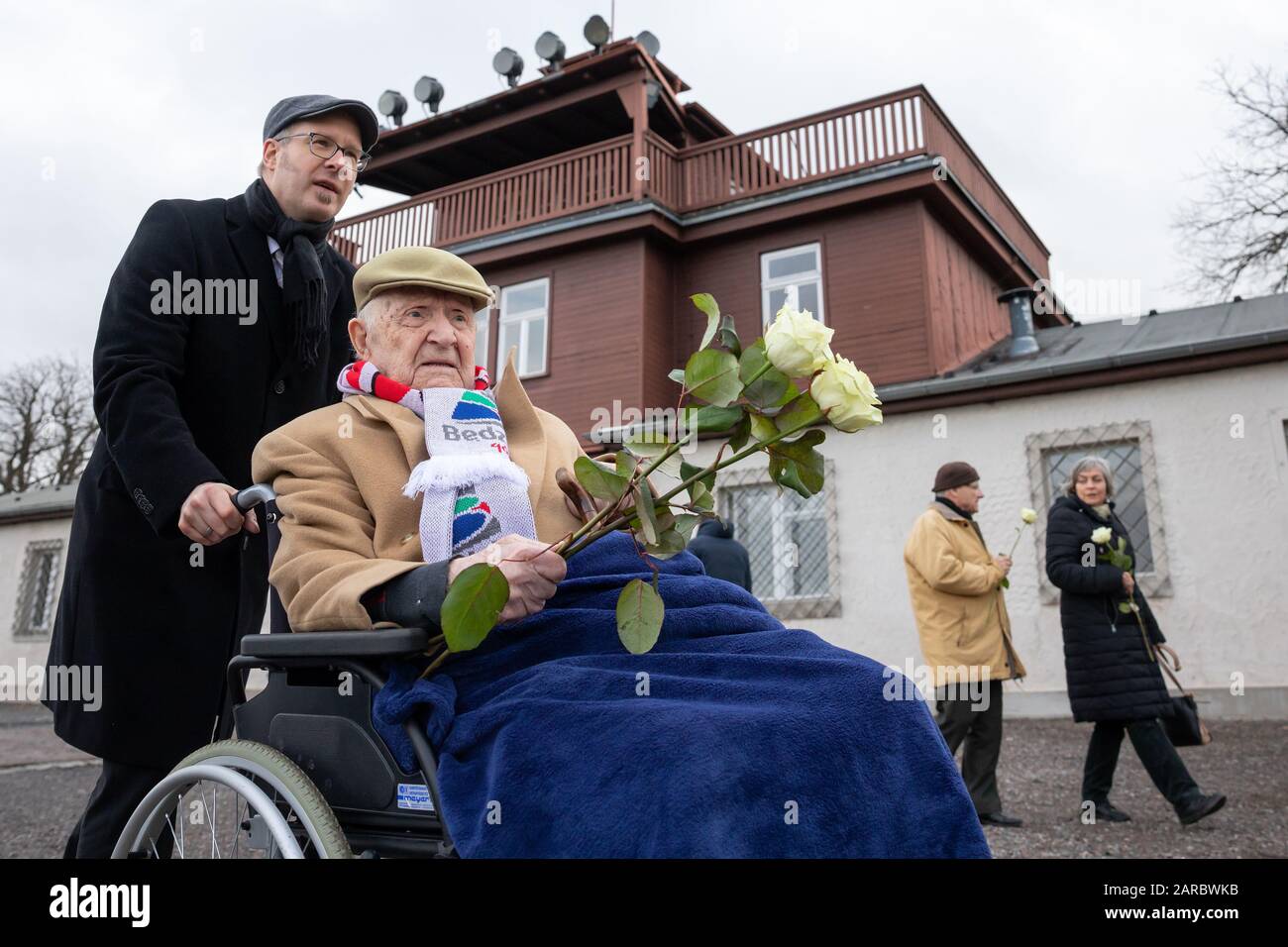 Weimar, Germany. 27th Jan, 2020. Heinrich Rotmensch, a survivor of the ...