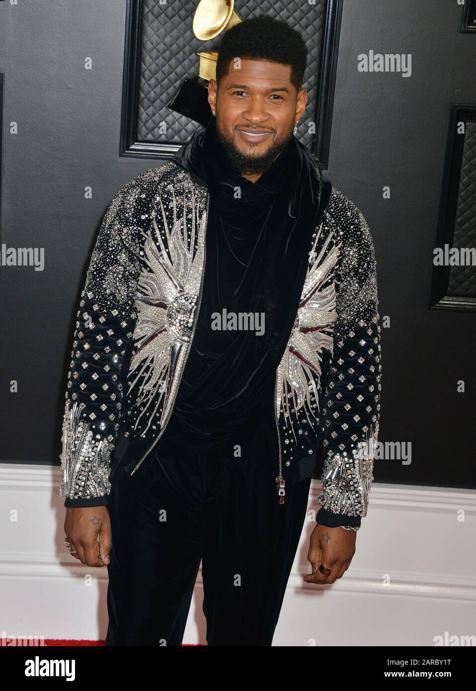 Los Angeles, CA. 26th Jan, 2020. Usher at arrivals for 62nd Annual ...