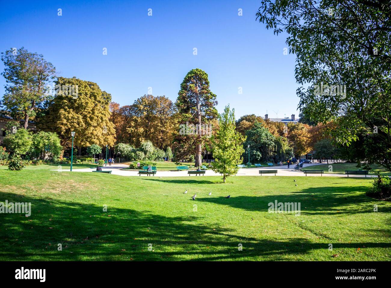 Gardens of the Champs Elysees in Paris, France Stock Photo - Alamy