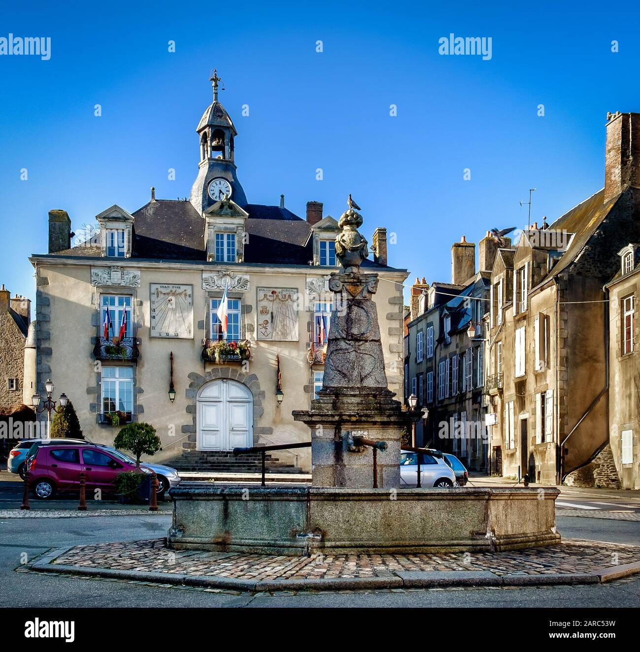 Mayenne town hi-res stock photography and images - Alamy