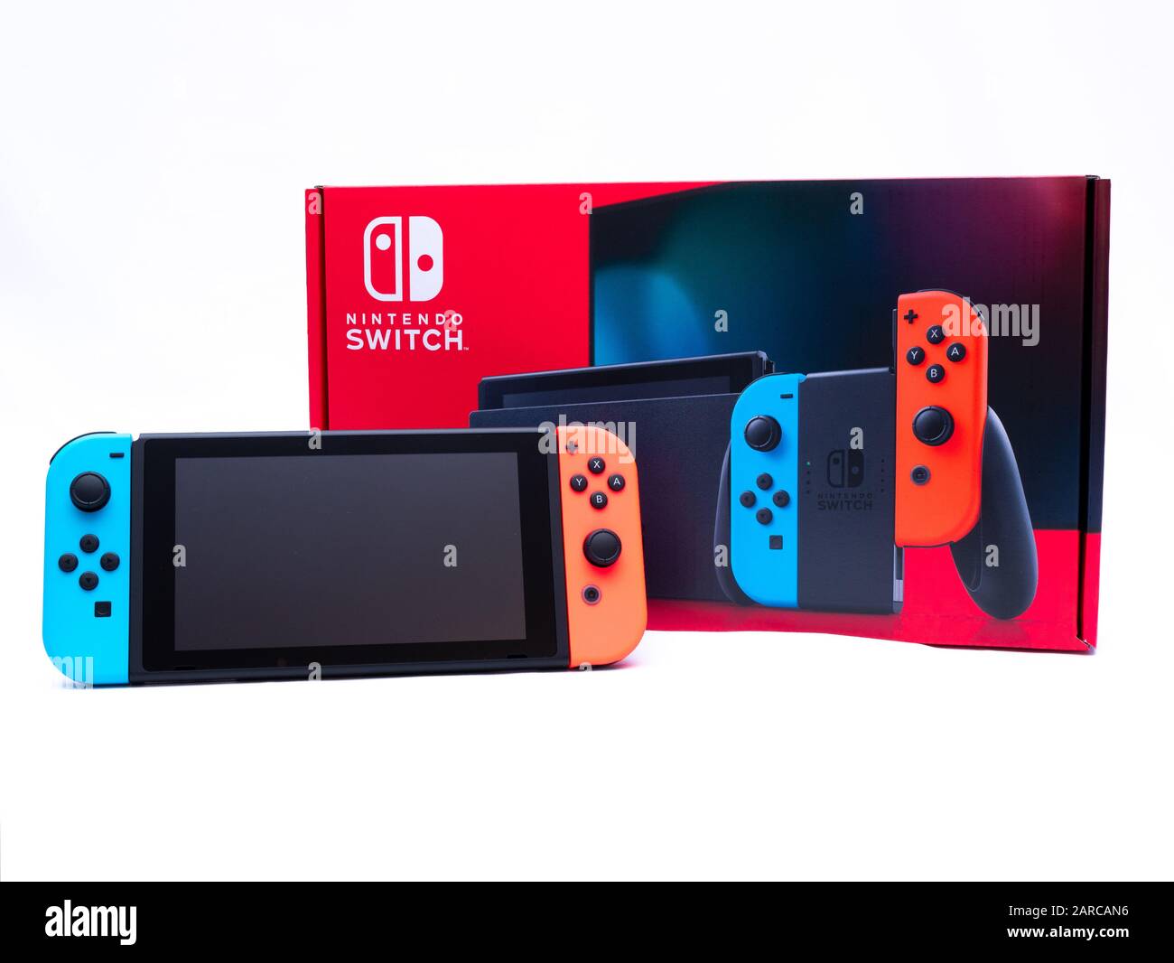 Nintendo switch console hi-res stock photography and images - Alamy