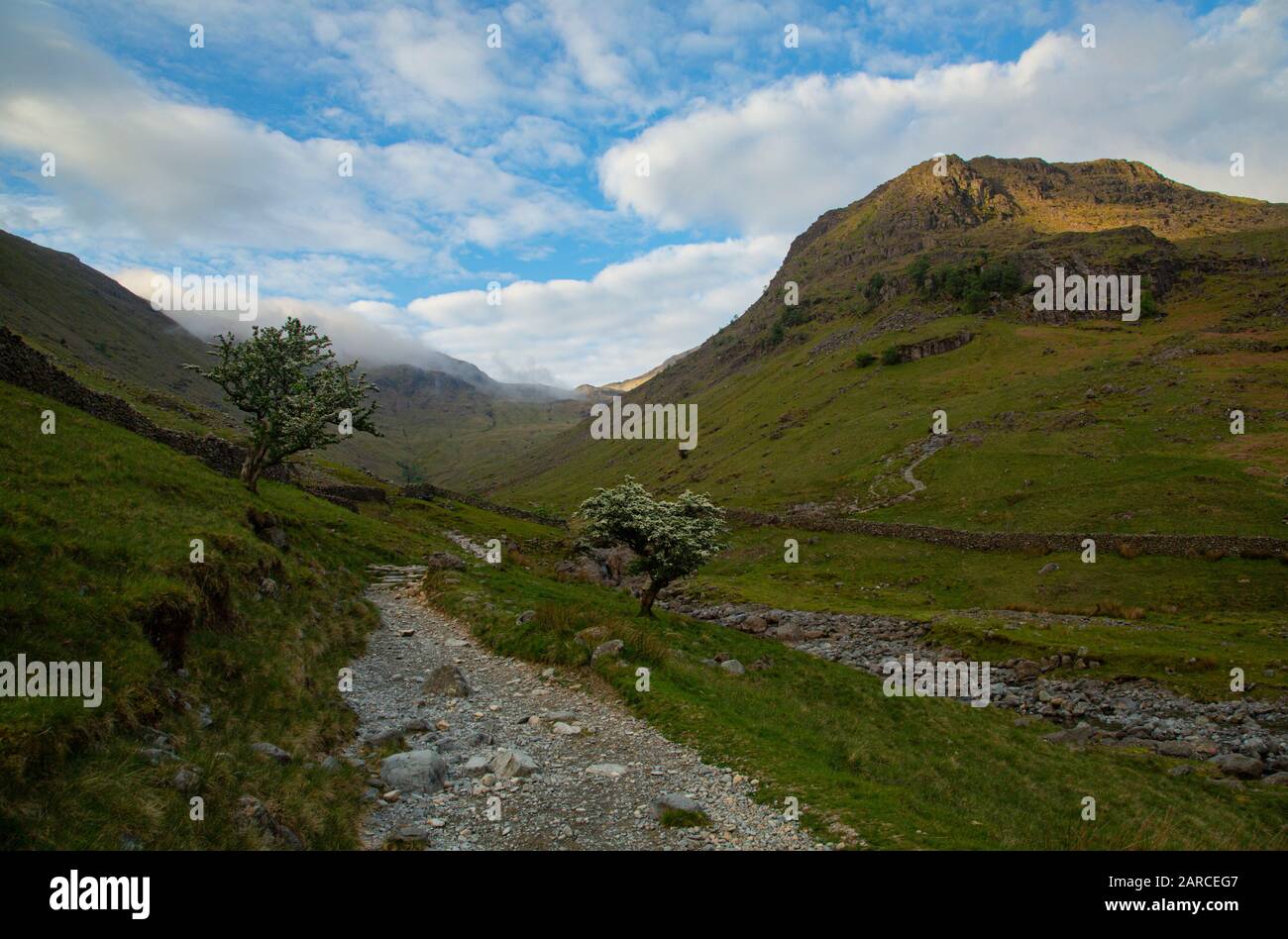 Borrowdale valley hi-res stock photography and images - Alamy