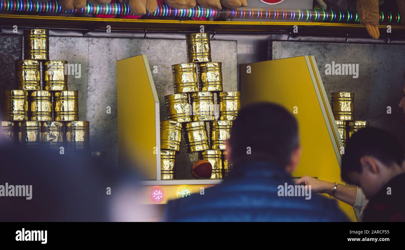 Two stacked cans hi-res stock photography and images - Alamy