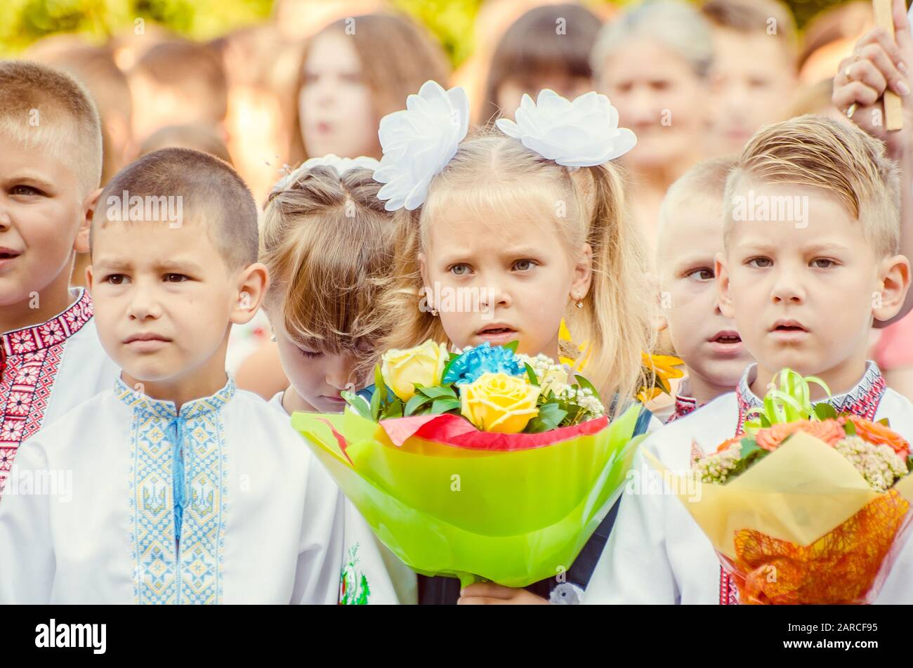 First day school girl hi-res stock photography and images - Alamy