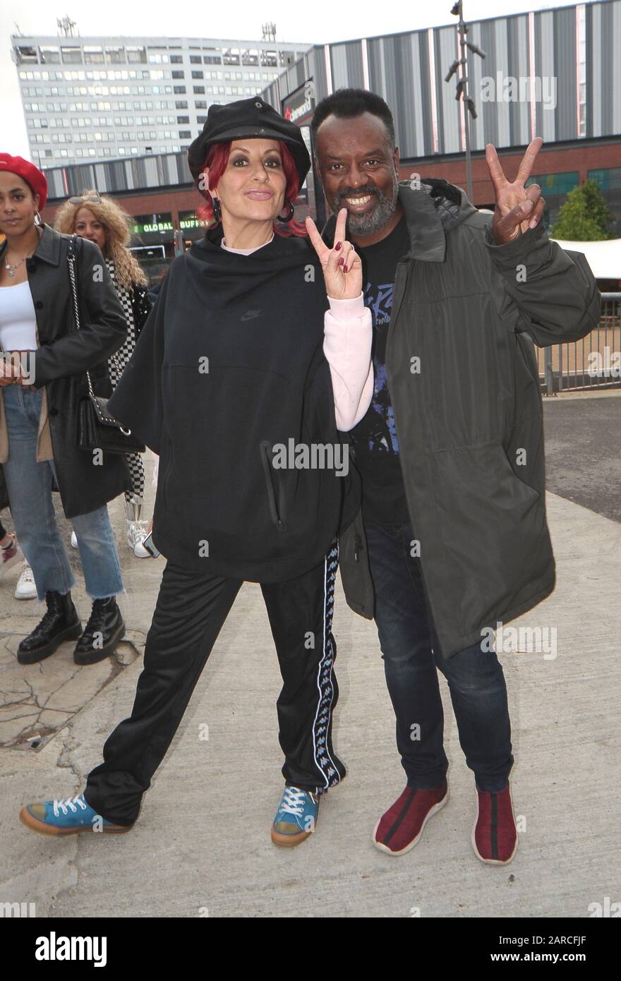 Carrie grant and david grant High Resolution Stock Photography and ...