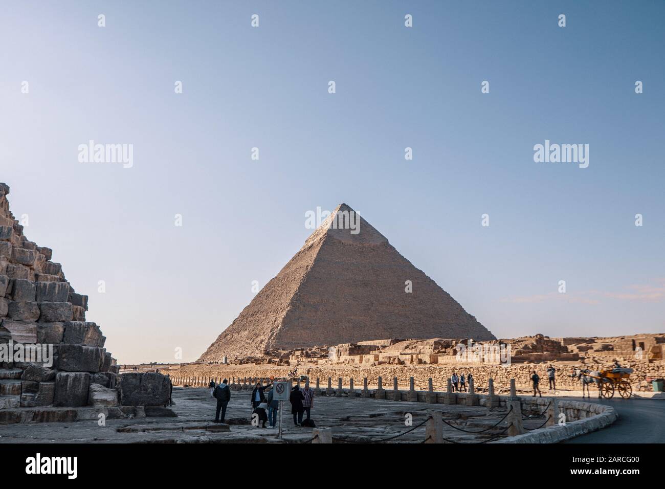 Building a pyramid illustration hi-res stock photography and images - Alamy