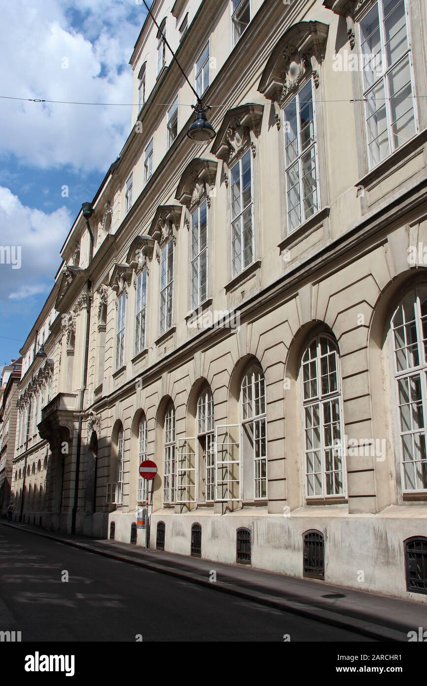 baroque building in vienna (austria Stock Photo - Alamy