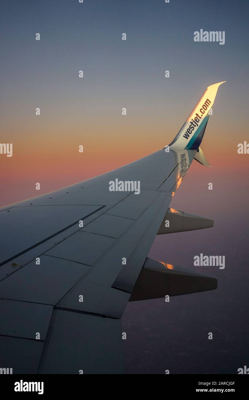 Airfoil hi-res stock photography and images - Alamy