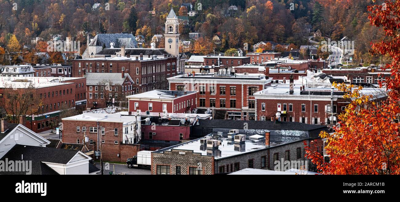 Montpelier vermont city skyline hi-res stock photography and images - Alamy