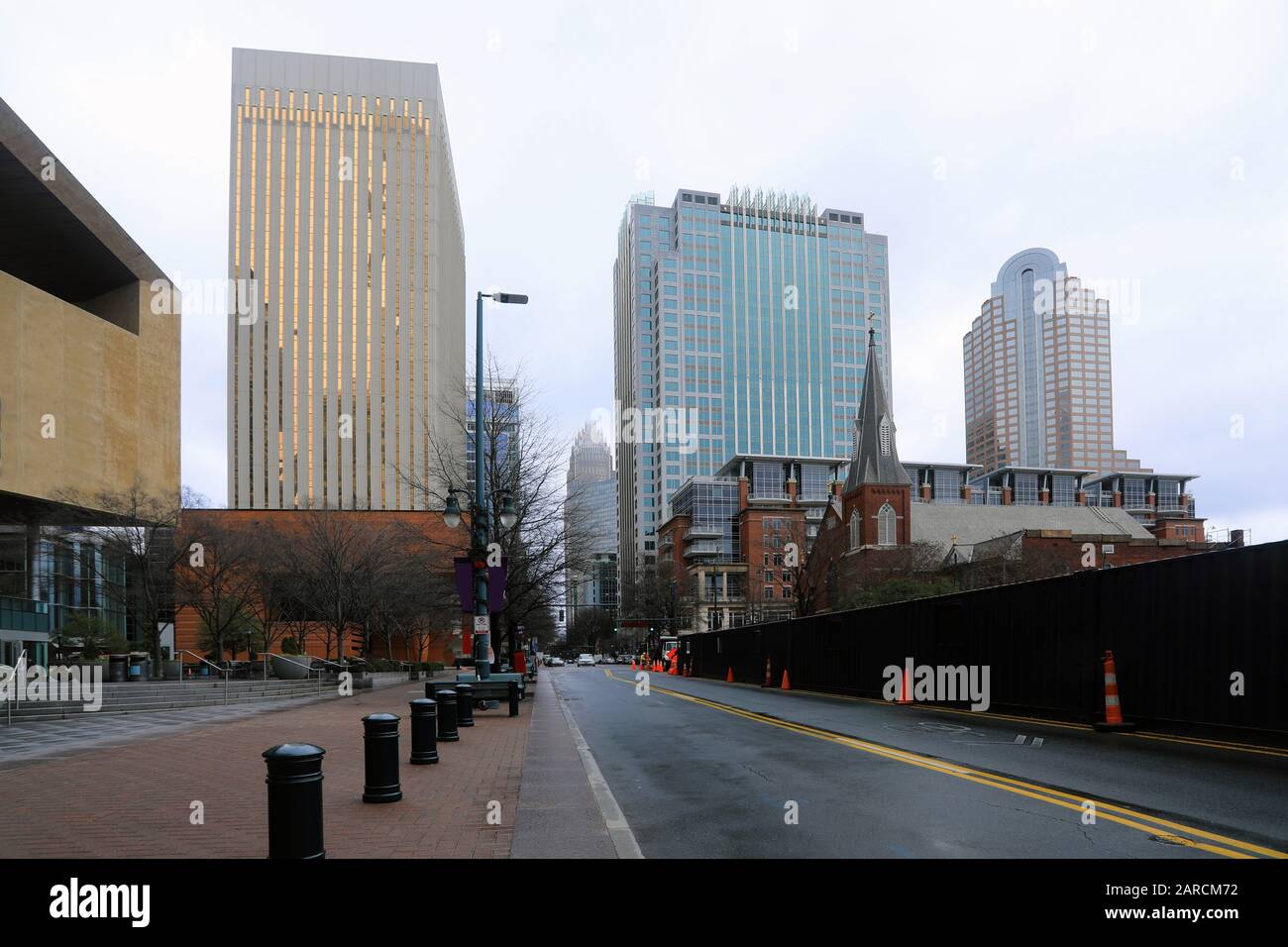 Street in downtown charlotte north hi-res stock photography and images ...