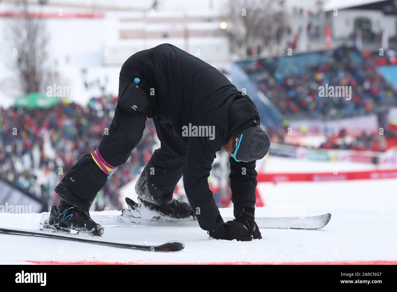 Race Referee Markus Waldner prepares the course, during the Audi FIS ...