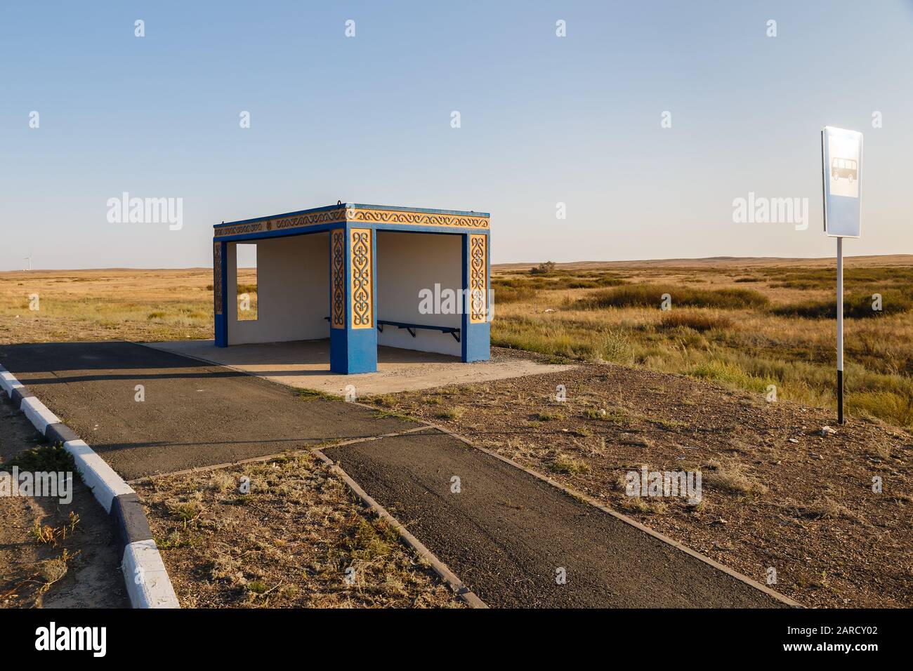 Vintage bus shelter hi-res stock photography and images - Alamy