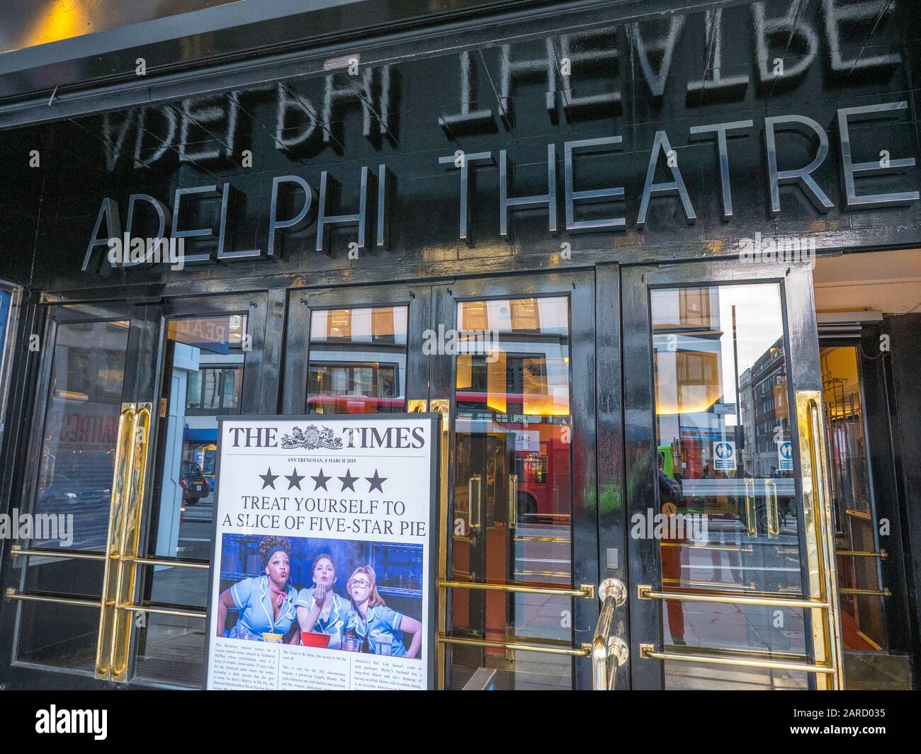 London adelphi theatre hi-res stock photography and images - Alamy