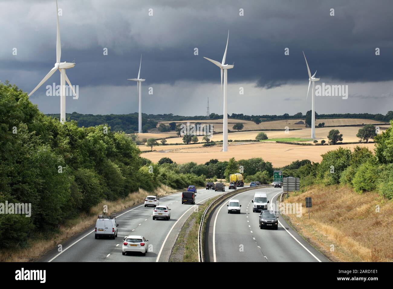 Kelmarsh wind farm hi-res stock photography and images - Alamy