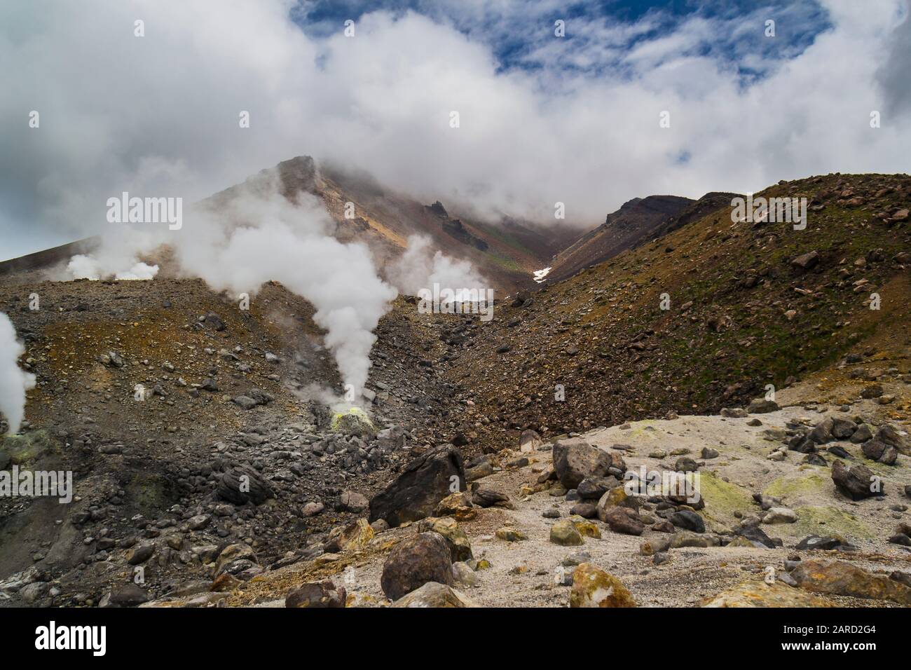 Asahi-dake volcano, Hokkaido Stock Photo - Alamy