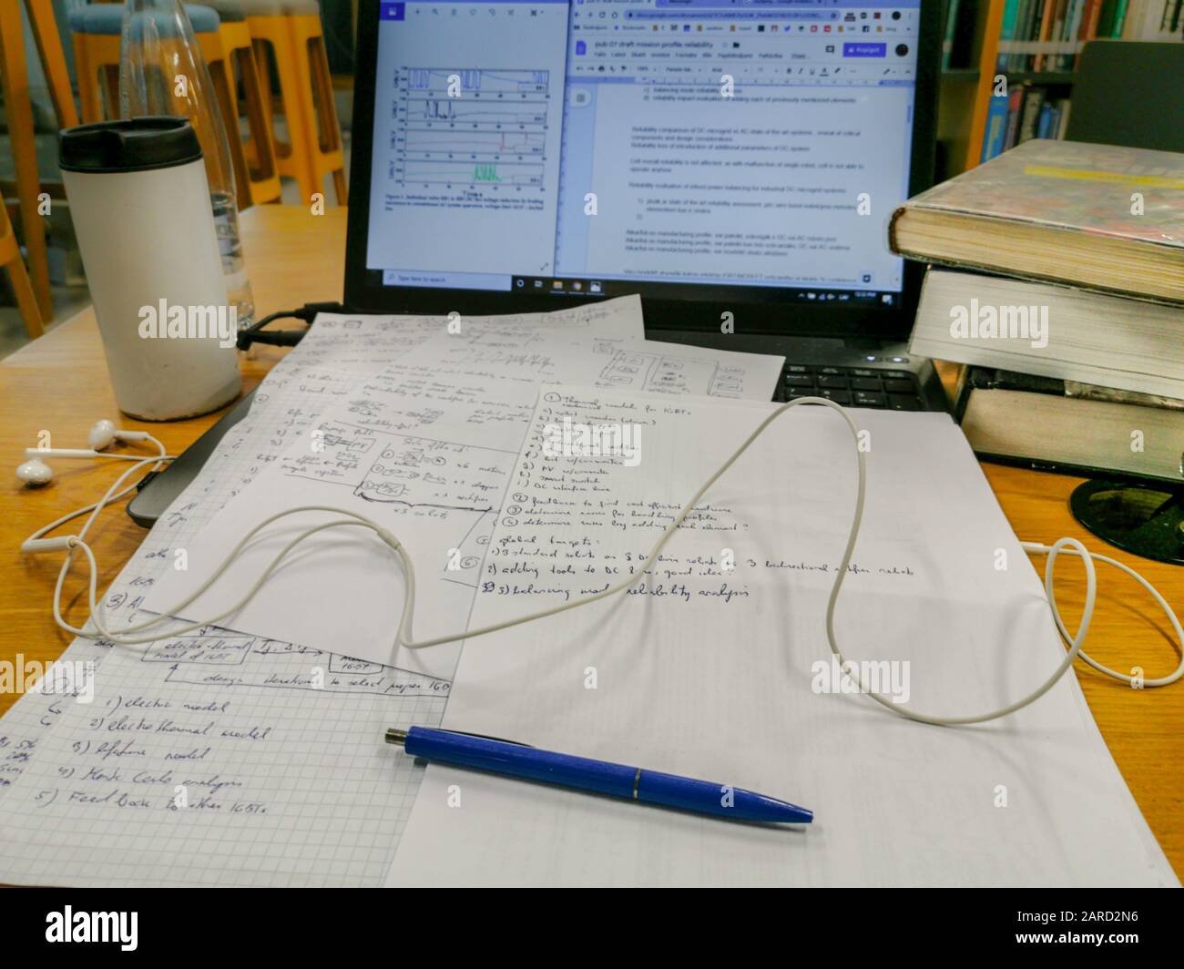 Engineering graph paper hi-res stock photography and images - Alamy