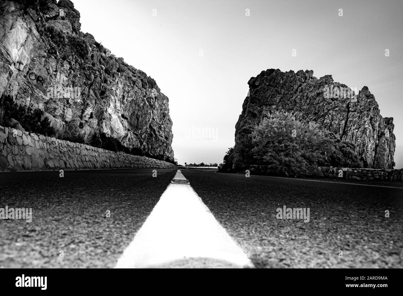 Scenic road Black and White Stock Photos & Images - Alamy