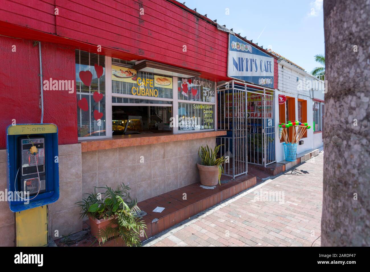 Miami street food hi-res stock photography and images - Alamy