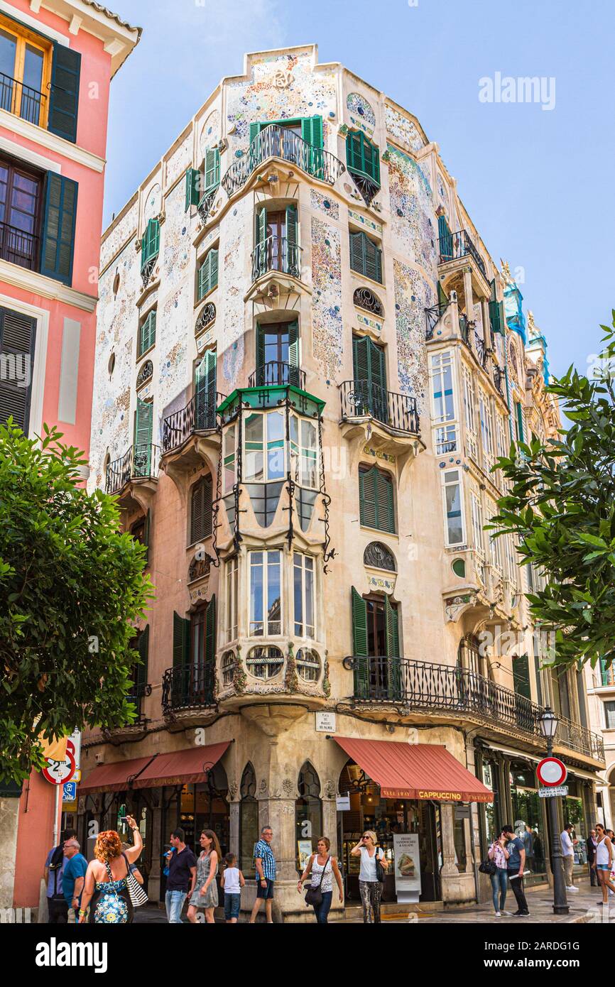 Palma de majorca art nouveau hi-res stock photography and images - Alamy