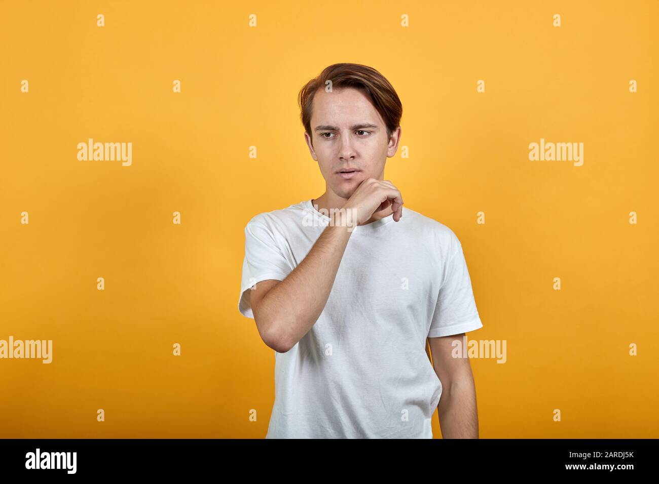 Propping chin with hand hi-res stock photography and images - Alamy