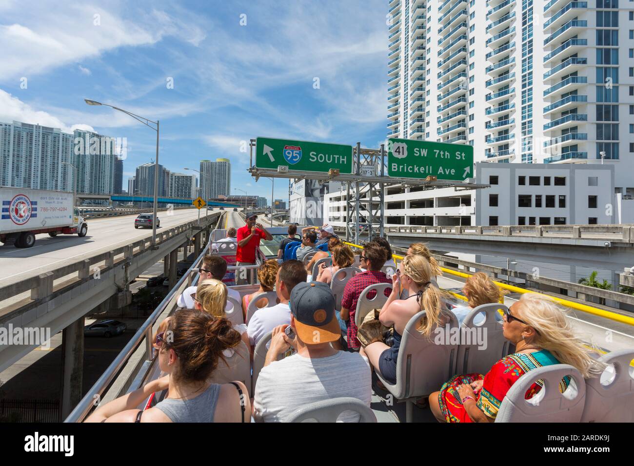 Downtown miami bus hi-res stock photography and images - Alamy