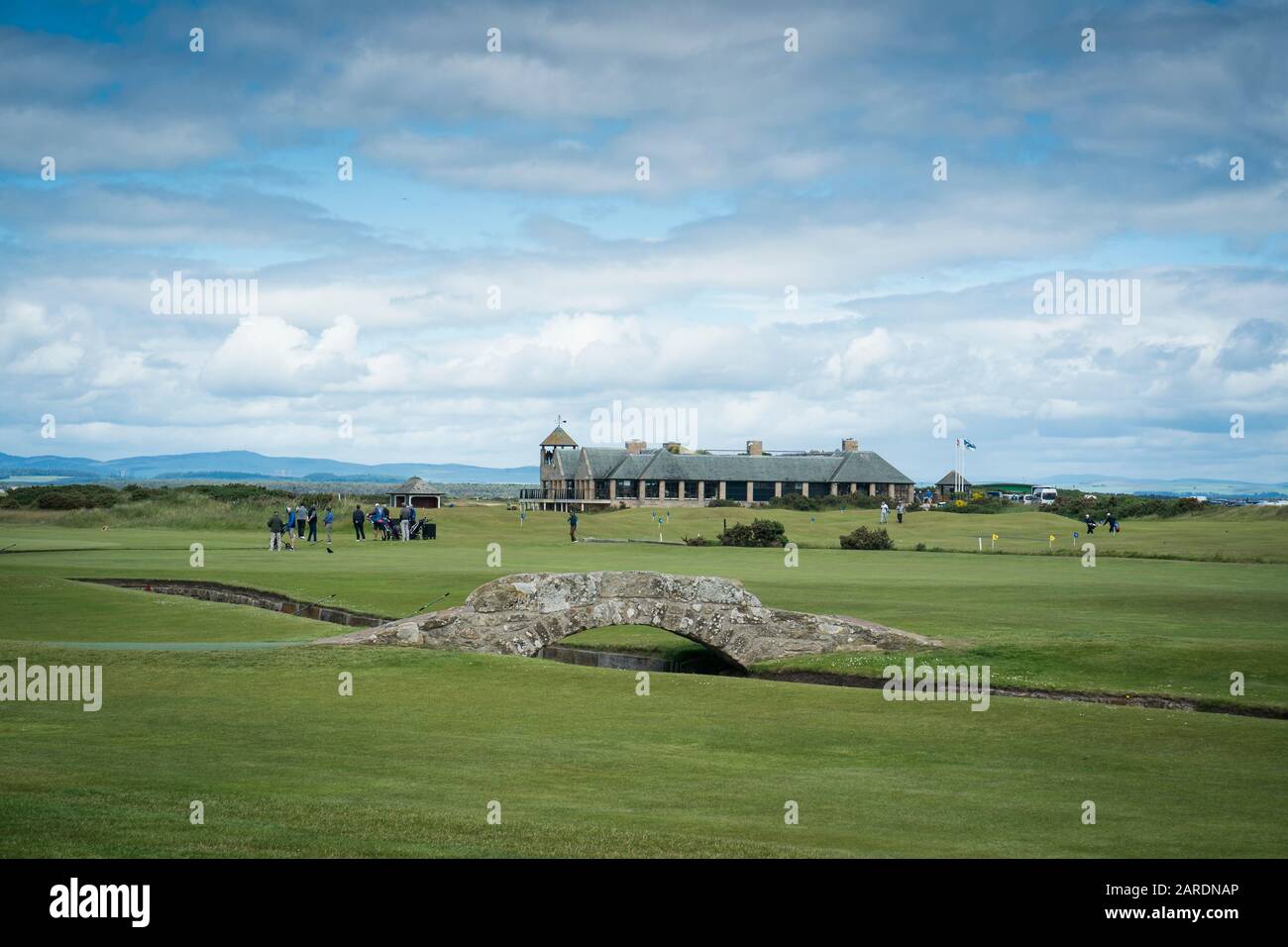 Swilcan bridge hi-res stock photography and images - Alamy