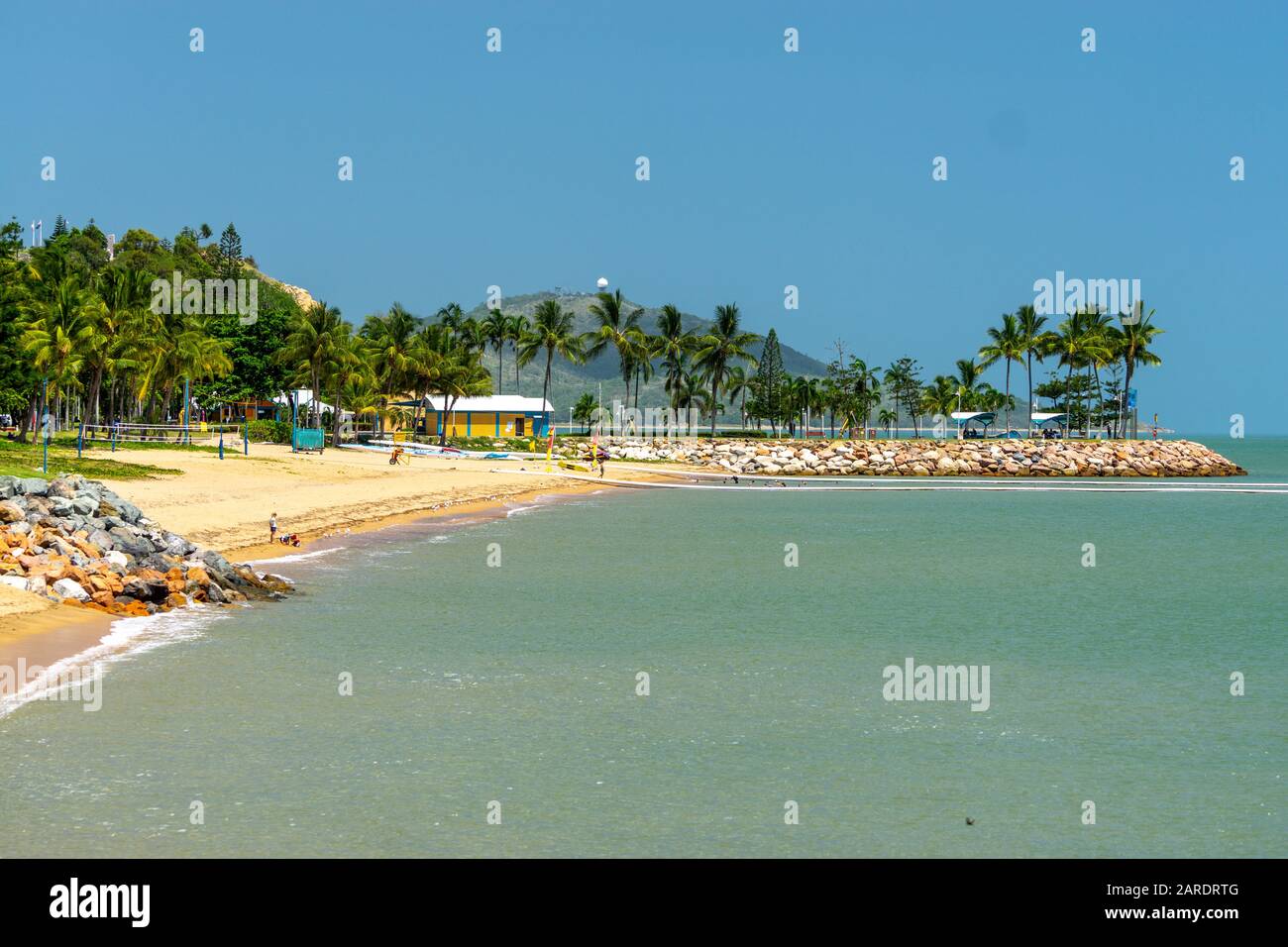 Townsville australia strand hi-res stock photography and images - Alamy