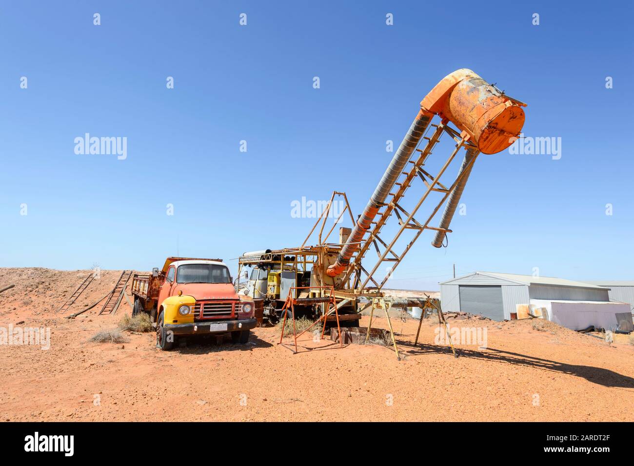 Old mining equipment and Bedford truck used for mining in the opal ...