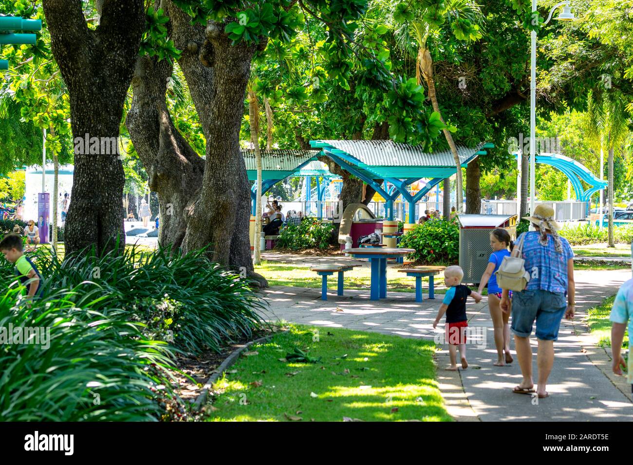 Walking along path hi-res stock photography and images - Alamy