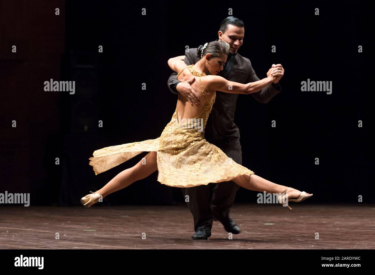 Argentinian dance hi-res stock photography and images - Alamy