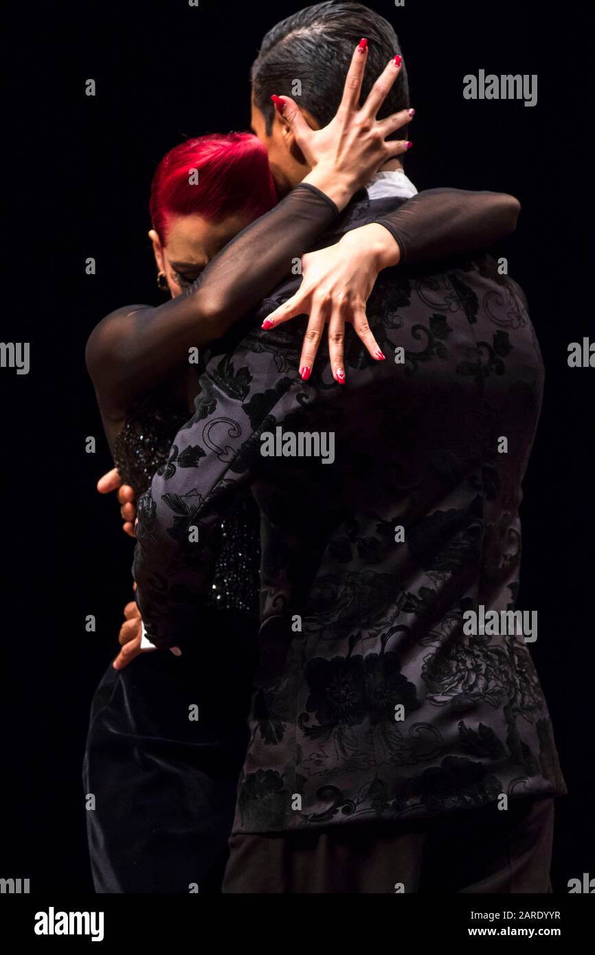 Tango contest hi-res stock photography and images - Alamy