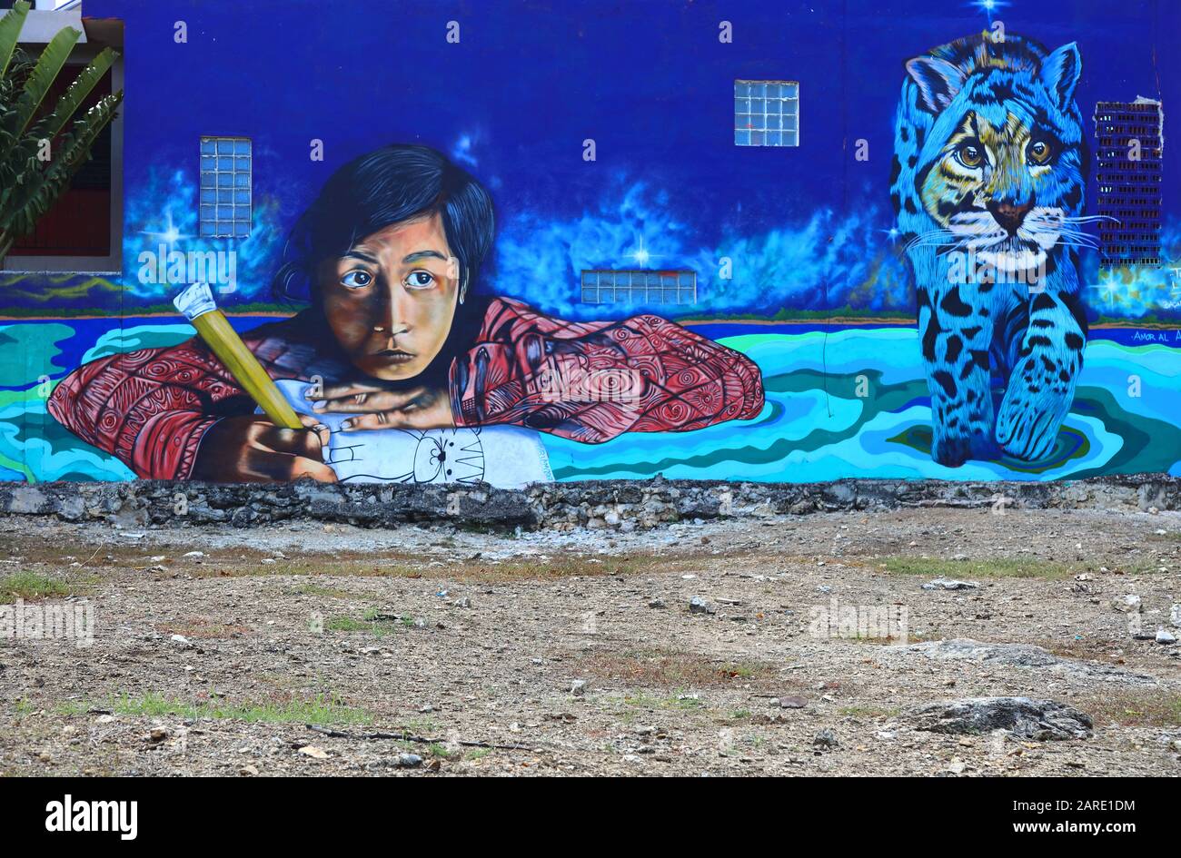 Mayan youth hi-res stock photography and images - Alamy