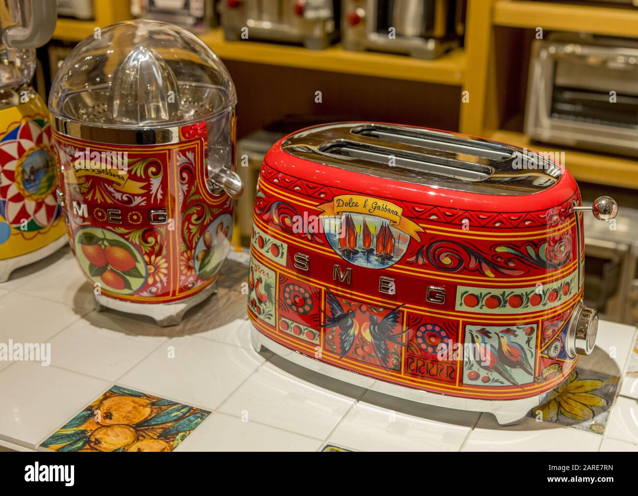 Kitchen blender on display hi-res stock photography and images - Alamy