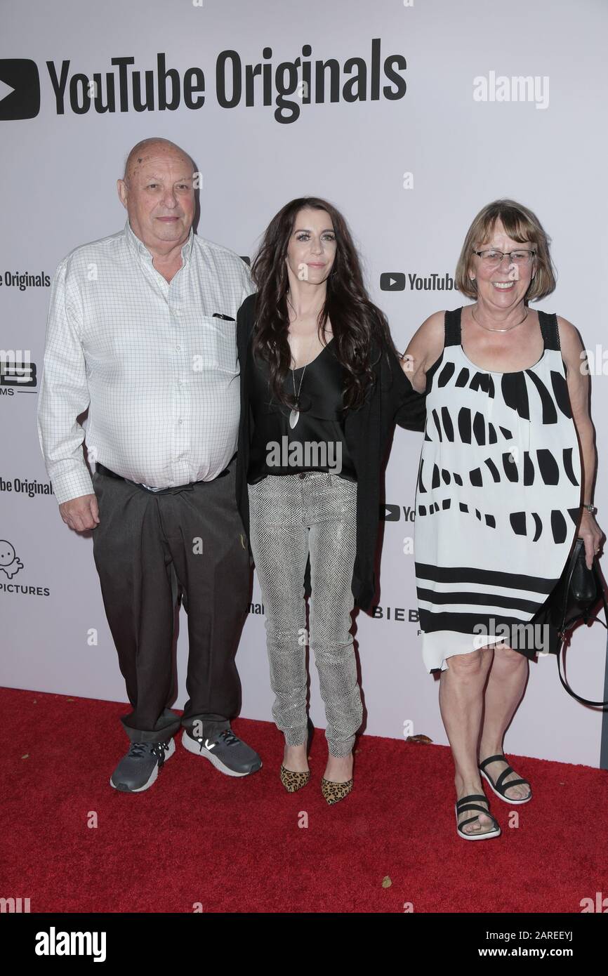 Michael Mallette, Pattie Mallette and Diane Mallette walking the red ...