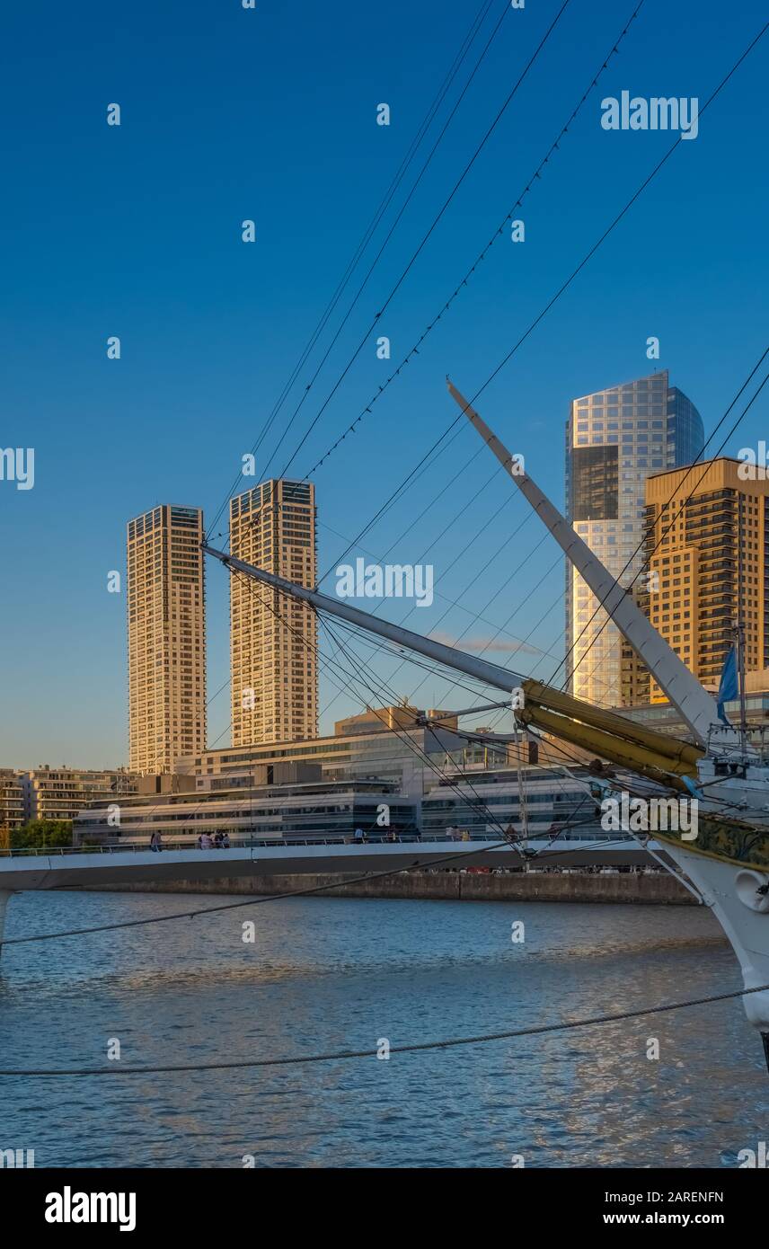 Puente de la Mujer (Woman's Bridge", a rotating footbridge in Puerto ...