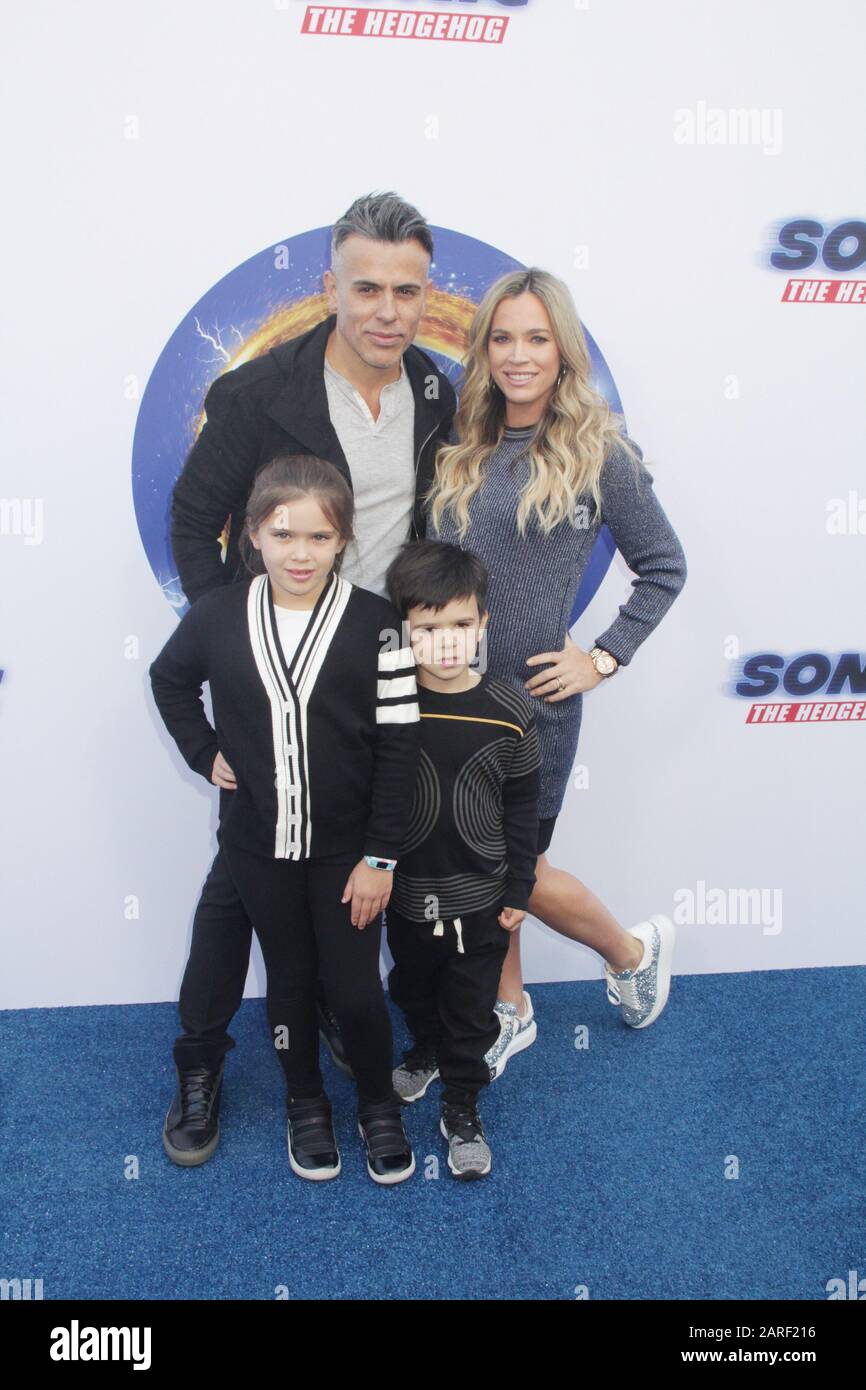 Slate Arroyave, Edwin Arroyave, Cruz Arroyave, Teddi Mellencamp 01/25 ...