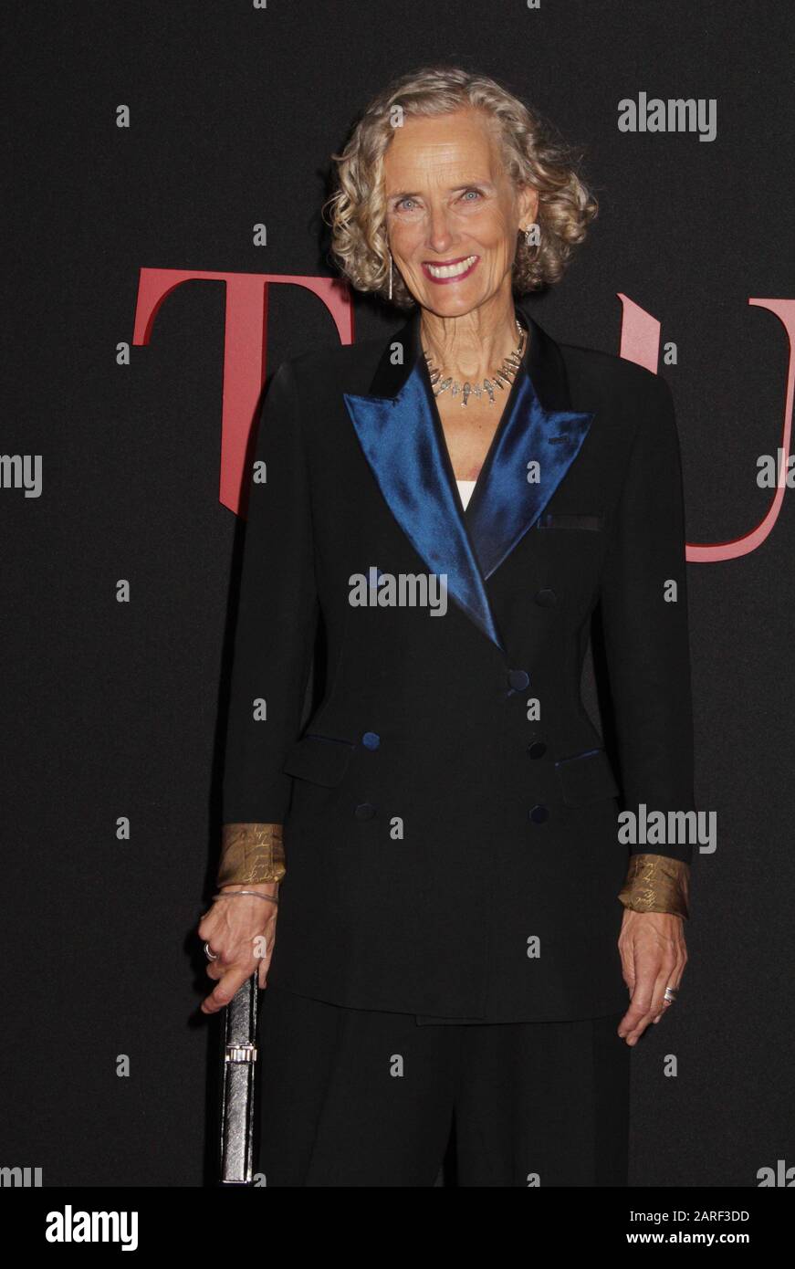 Los Angeles, USA. 21st Jan, 2020. Barbara Marten 01/21/2020 The ...