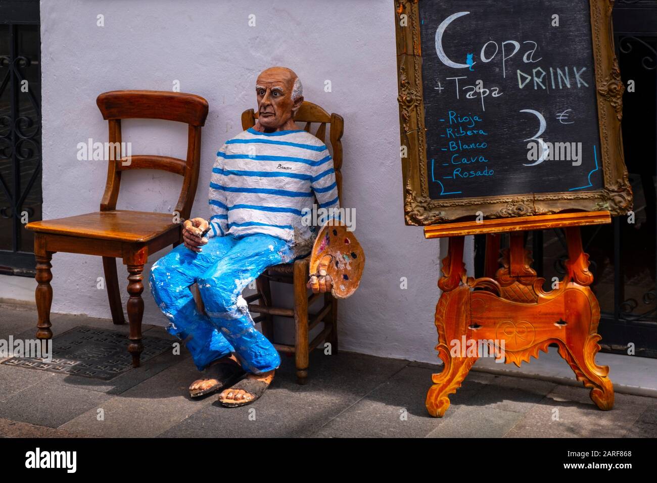 Place Pablo Picasso High Resolution Stock Photography and Images - Alamy