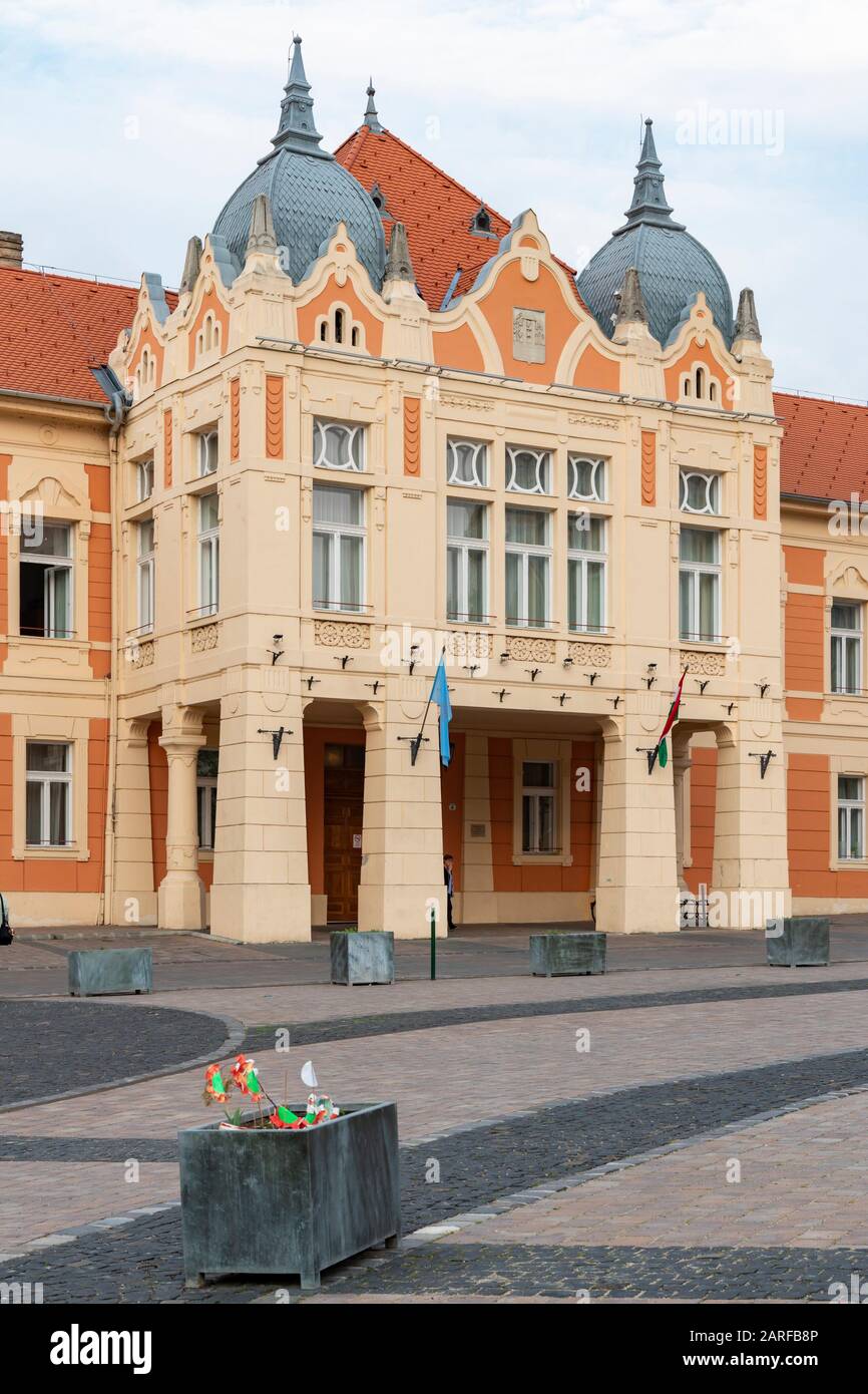 Old town square hungary hi-res stock photography and images - Alamy